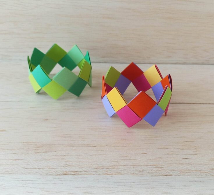 Paper Bracelet Directions